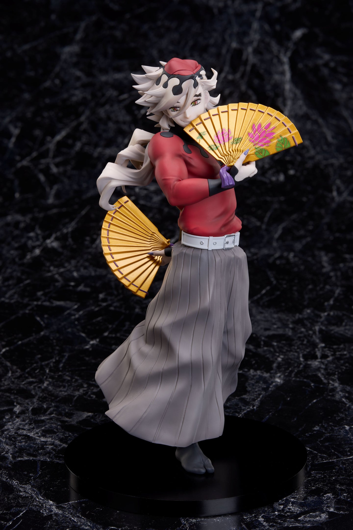 Demon Slayer: Kimetsu no Yaiba - Douma non-scale figure – Good Smile US